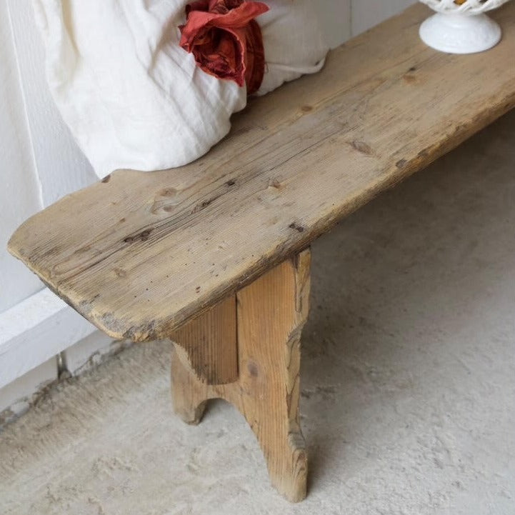 Farmhouse Bench – The Nicholson Gallery