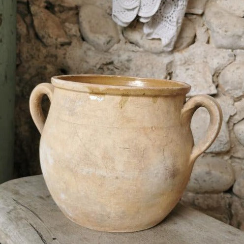 Round Pottery Two Handles – The Nicholson Gallery